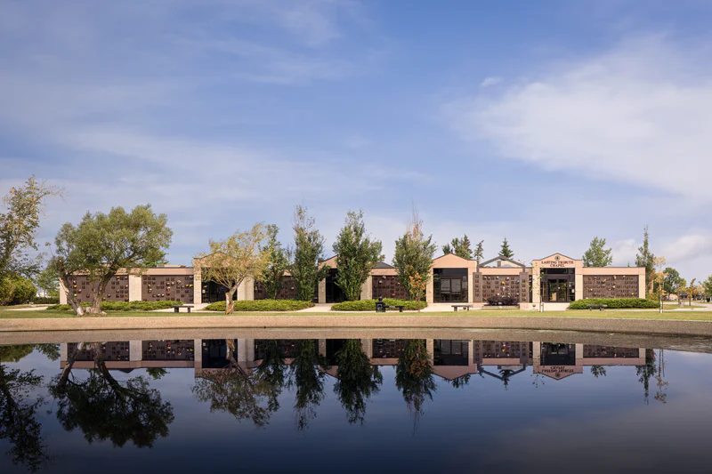 Chapel Lawn Funeral Home & Cemetery