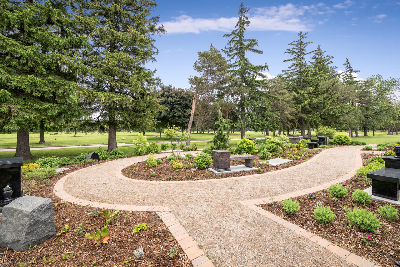 Forest Lawn Funeral Home & Cemetery